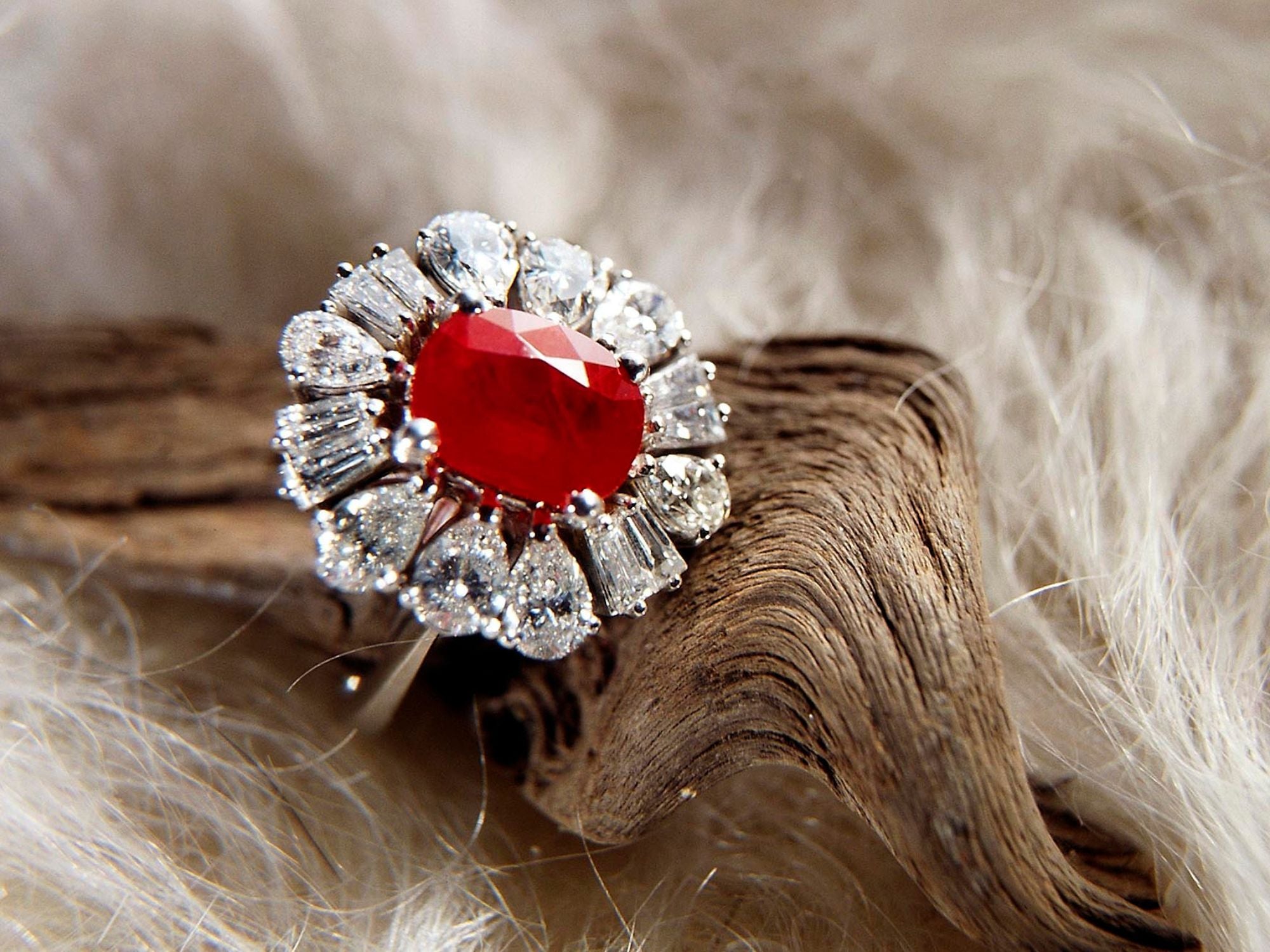 Exploring the Fascinating World of Cluster Rings | Sheena Stone